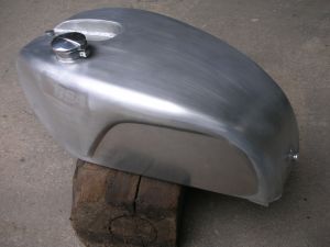 Tomi's Custom Garage - Swap